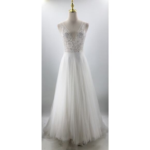 other | Dresses | Wedding Dress Xs Ivory Off White Lace Aline Tulle ...